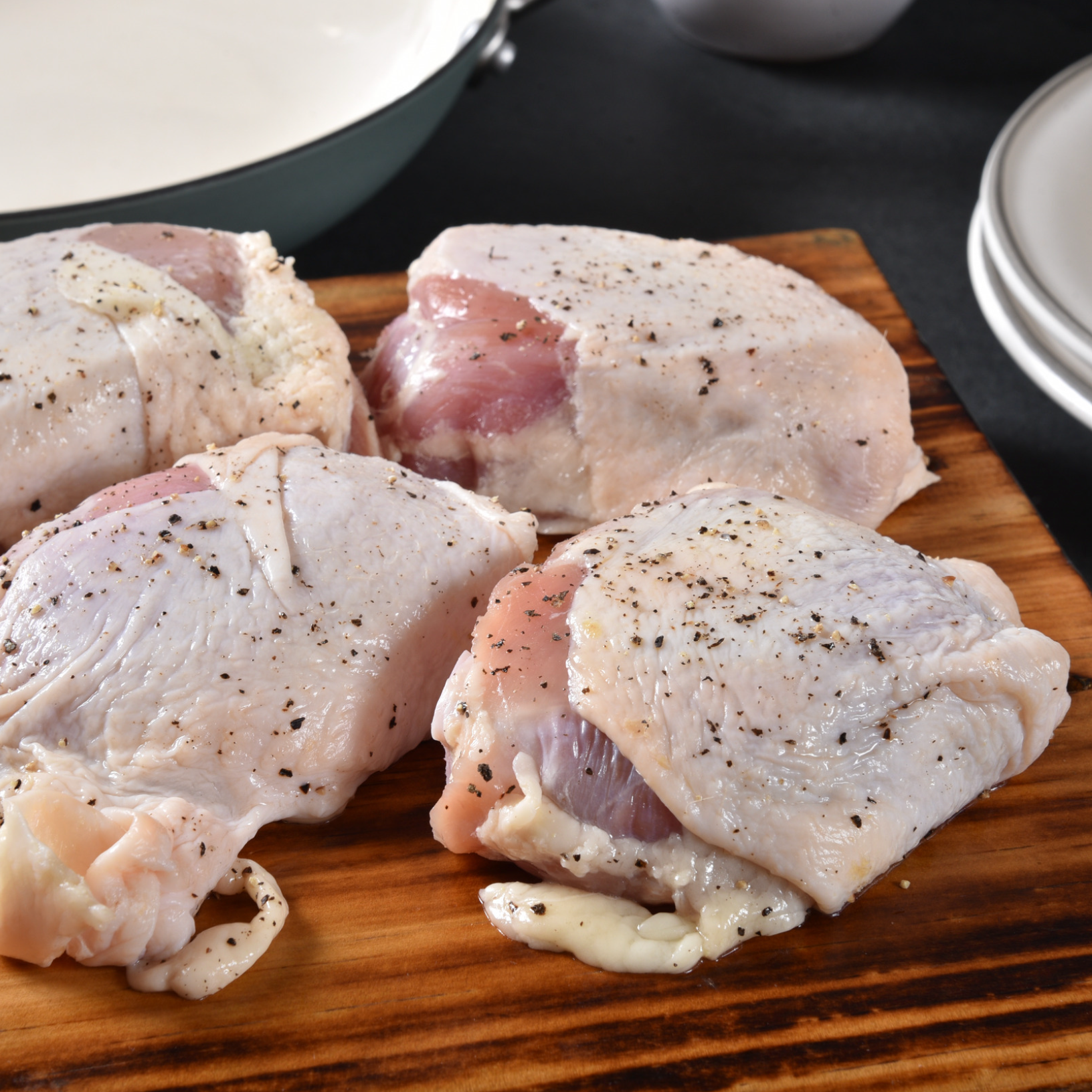 Chicken Thighs – Blackbird Farms
